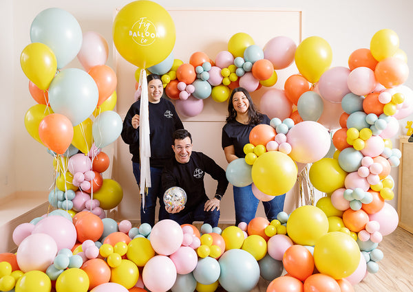 Balloon Column with Number (you pick colors!) – Fig Balloon Co.