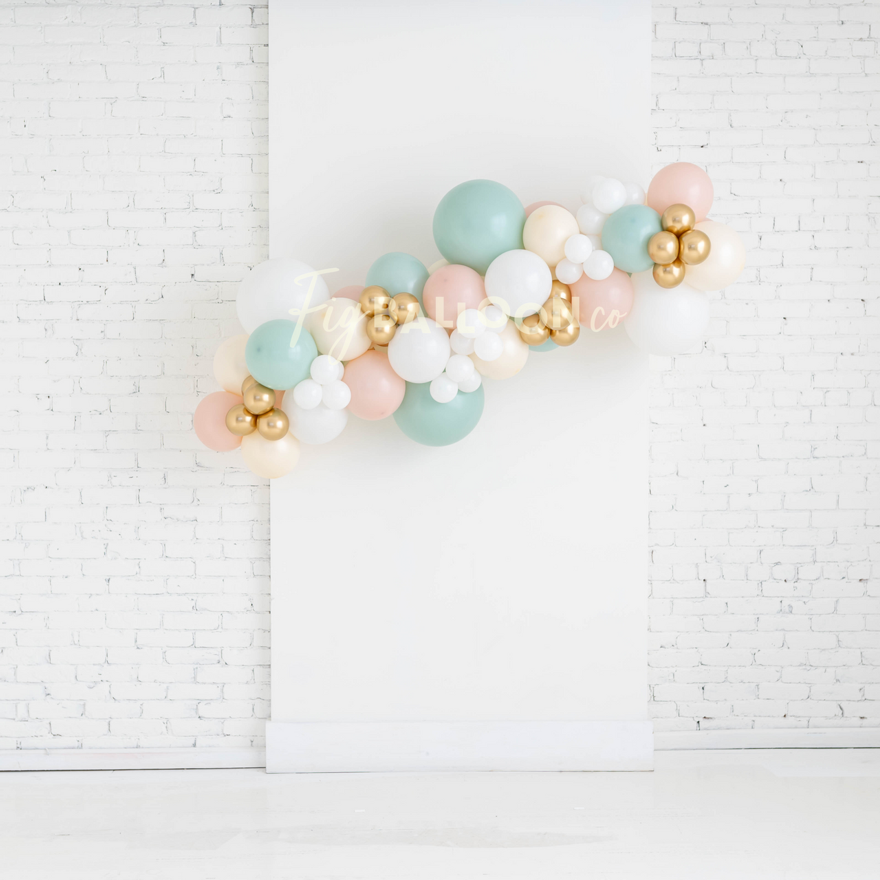 Sage and Blush Balloon Garland – Fig Balloon Co.