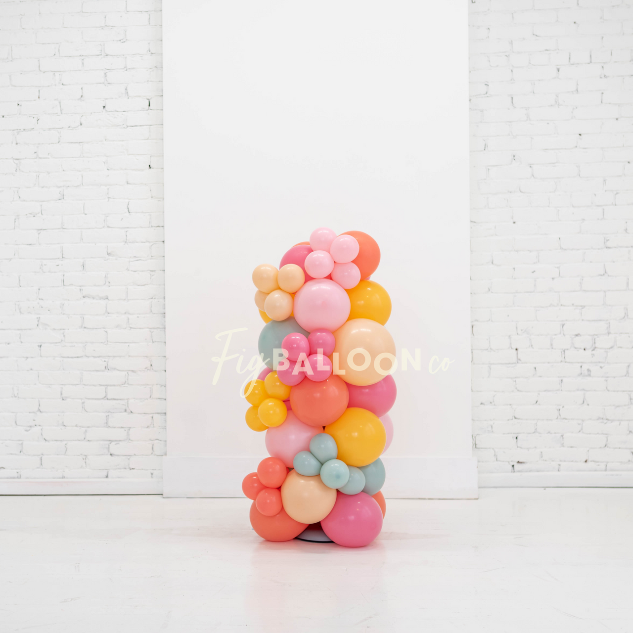 Balloon Columns for Events | Fig Balloon Co.